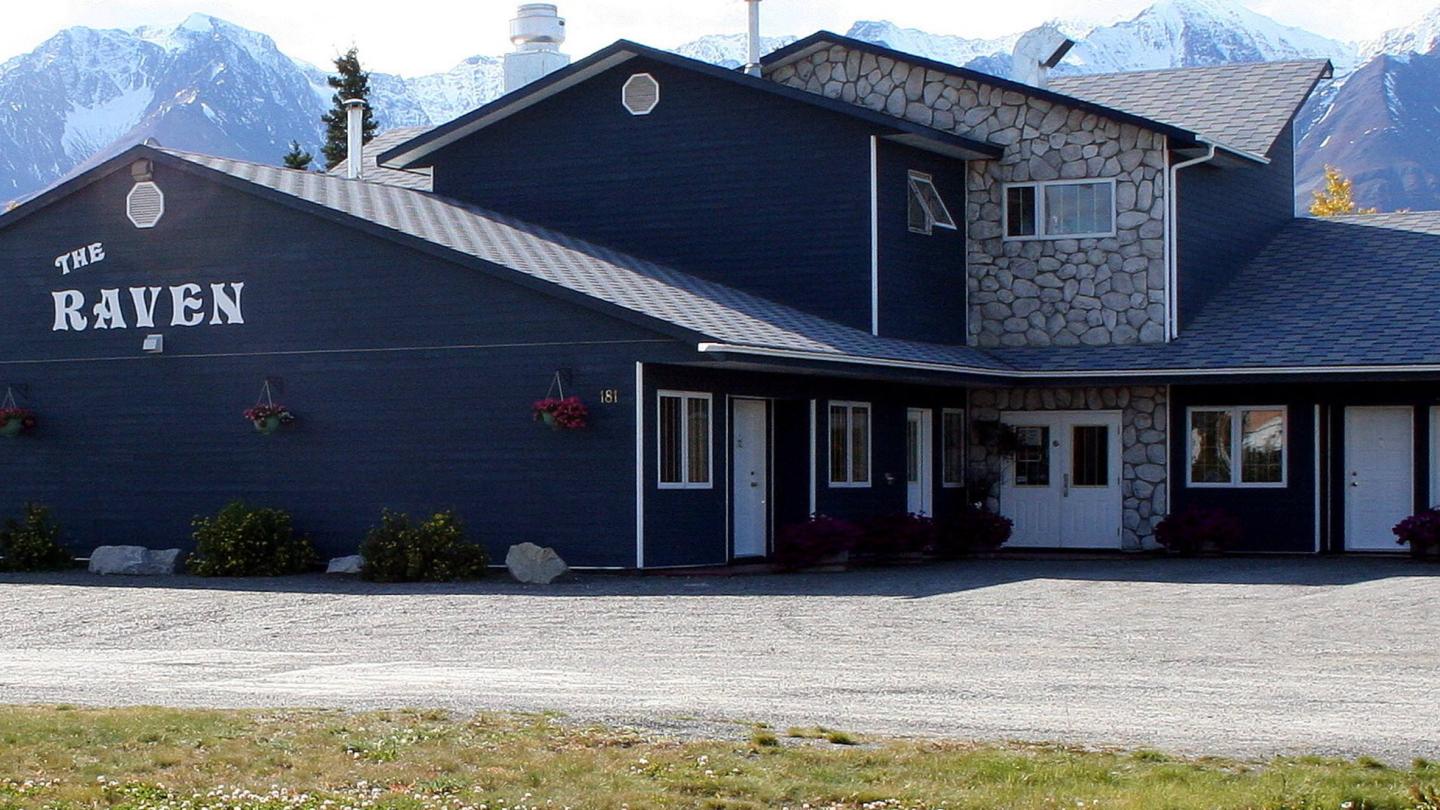 Raven's Rest Inn | Travel Yukon - Yukon, Canada | Official Tourism ...